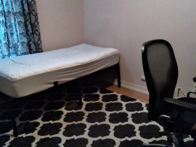 385 All Included 1Bed Avail share common areas