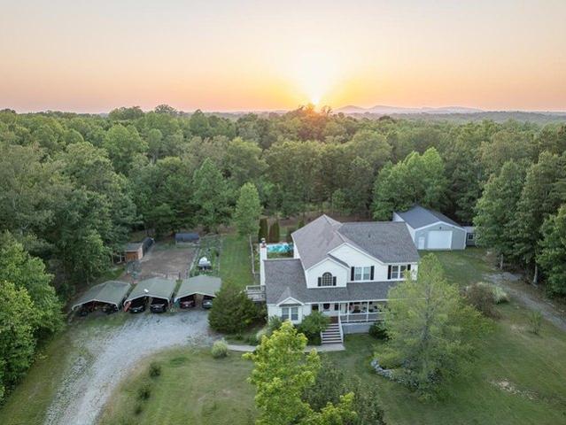 385 Asal Rd, Cumberland, VA 23901