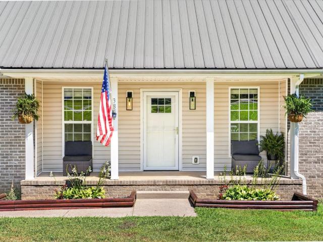 385 Belmont Rd