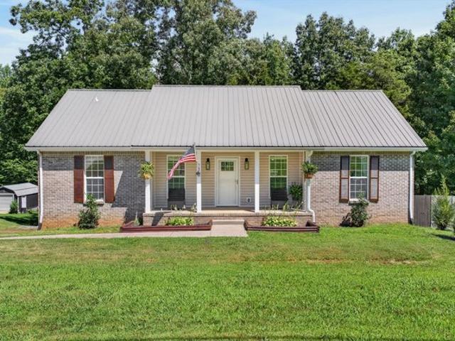 385 Belmont Rd, Clarksville, TN 37040