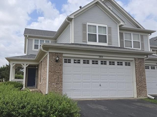 385 Bluegrass Pkwy, Oswego, IL 60543