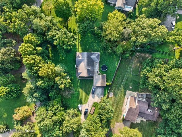 385 Briarwood Cir