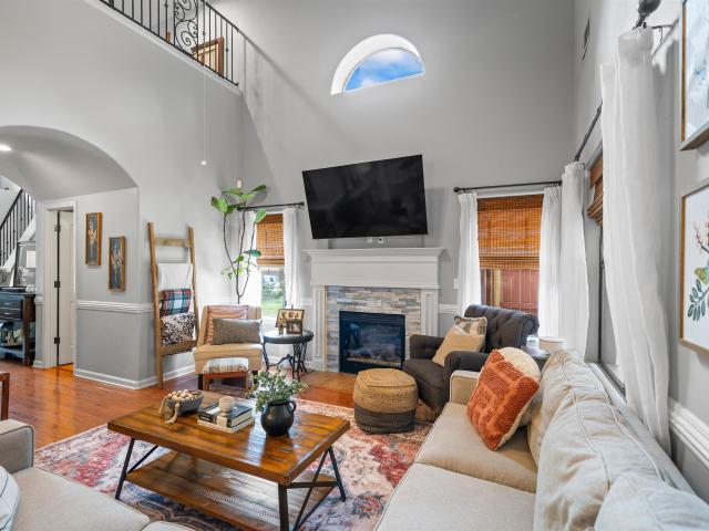 385 Garden Springs Dr, Oakland, TN 38060 | MLS #10220