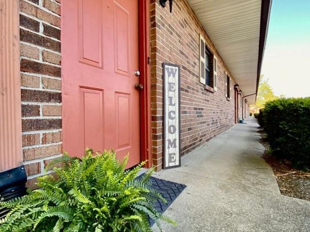 385 Gibson Ln 1 Bedroom Apartment for Rent at 385 Gibson Ln, Richmond, KY 40475