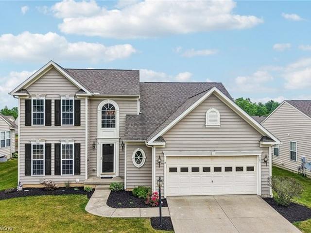 385 Deep Creek Cir, Northfield Center, OH 44067