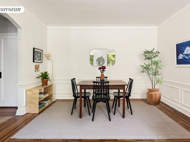 385 E 18TH Street 3J