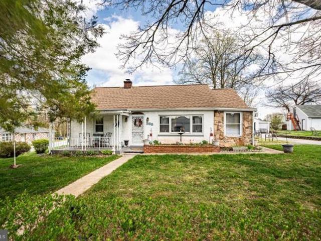 385 Harry Rd, Coatesville, PA 19320