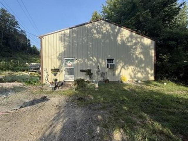 385 Old Greensburg Rd, Campbellsville, KY 42718