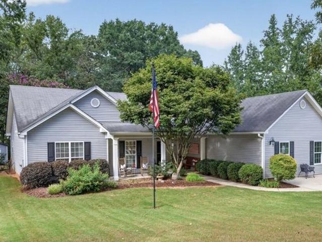385 Lokeys Ridge Rd, Bethlehem, GA 30620