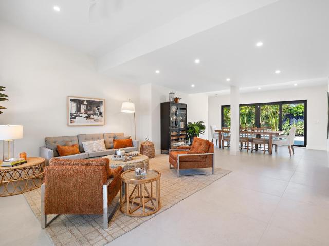 385 Linda Ln, West Palm Beach, FL 33405 | MLS #R11160 | Compass