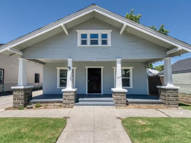 385 N Park Ave, Fresno, CA 93701
