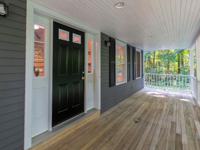 385 Northwest Road