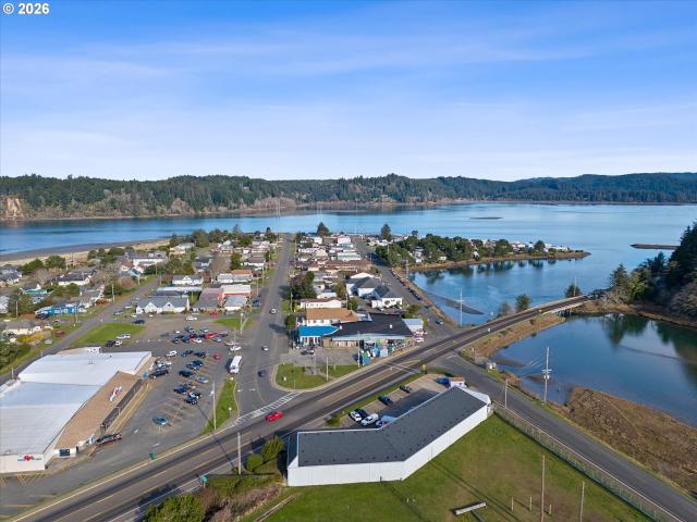 385 ne alsea hwy