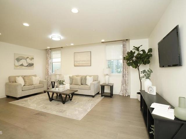 385 S Marengo Ave Unit 205, Pasadena, CA 91101