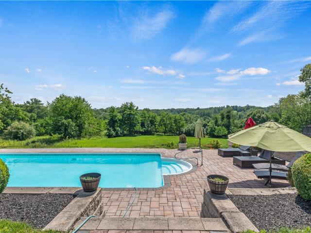 385 Scott Road