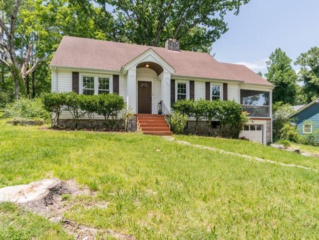 385 Paden Ln, Chattanooga, TN 37411