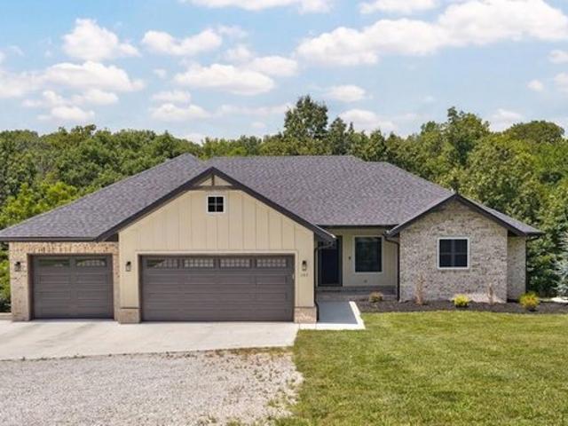 385 Plumtree Dr, Ozark, MO 65721