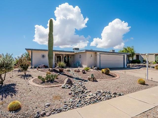 385 W Rio Santa Cruz, Green Valley, AZ 85614