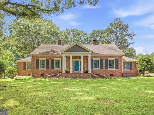 385 Tavern Ln, Trion, GA 30753