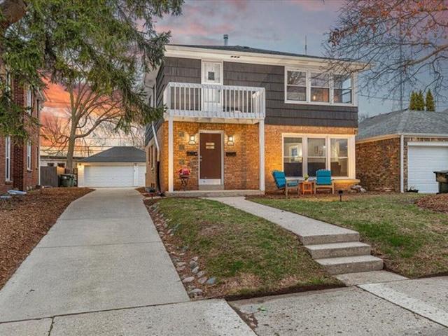 3865 N Morris Blvd Unit 3867, Shorewood, WI 53211