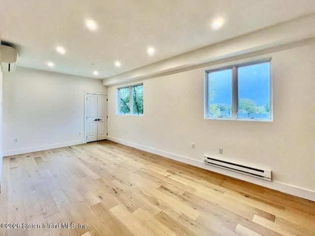 3865 Amboy Road, Unit 2G