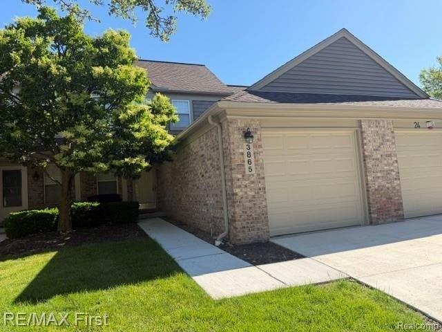 3865 Hunters Way Ct, Canton, MI 48188
