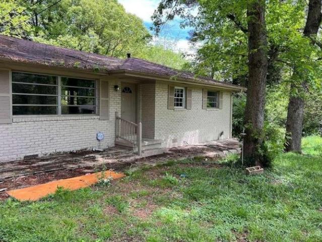 3865 Kirksford Dr, Decatur, GA 30035