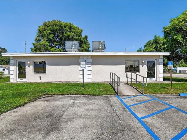 3865 10th Ave N, Palm Springs, FL 33461