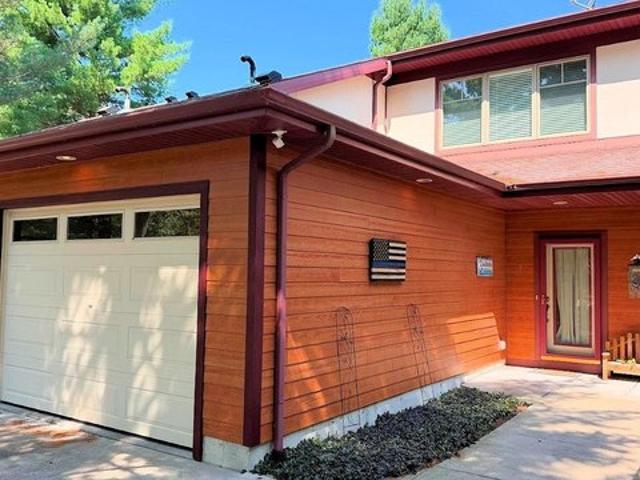 3865 7 Greenway Xing, Wisconsin Dells, WI 53965