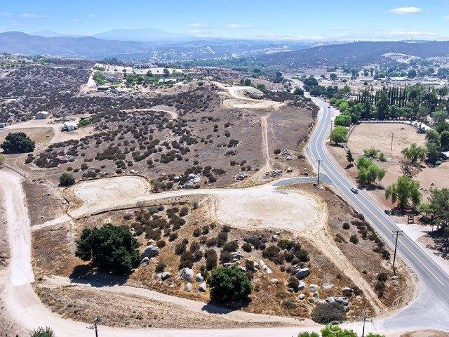 38662 E Benton Rd, Temecula, CA 92592
