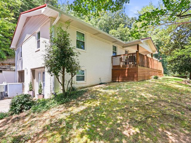 3866 Blue Springs Road SE