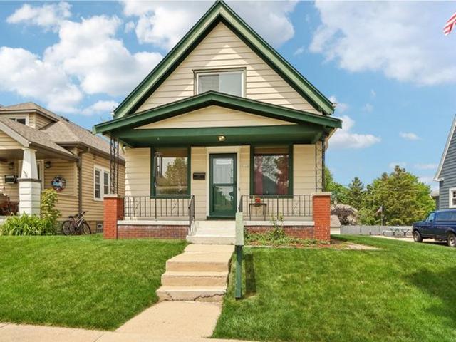 3866 E Armour Ave, Cudahy, WI 53110
