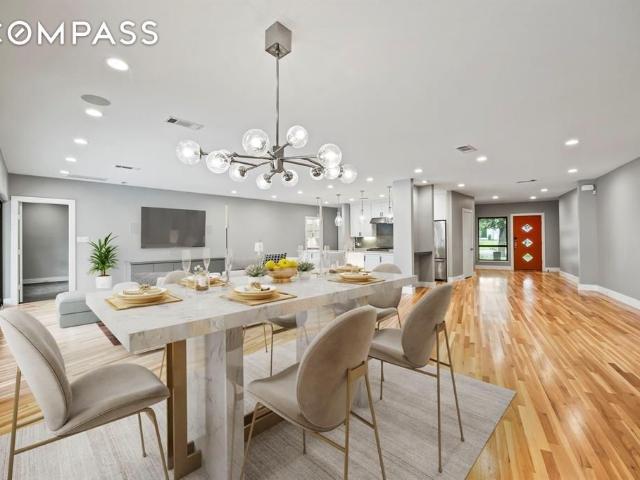 3866 Lively Ln, Dallas, TX