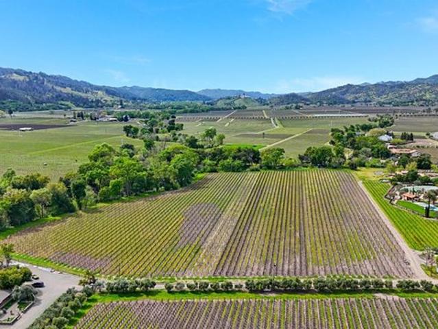 3867 Silverado Trl, Calistoga, CA 94515
