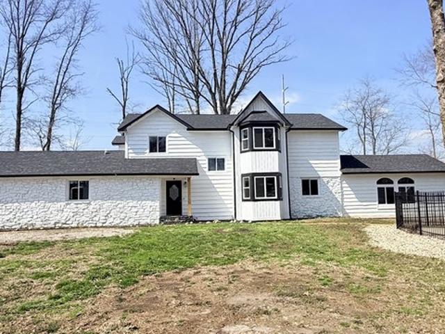 3868 E Worthsville Rd, Whiteland, IN 46184