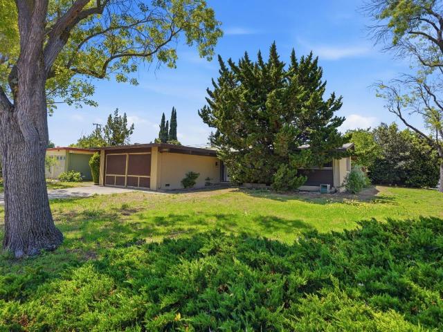 3868 Louis Road