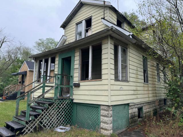 3869 Connecticut Street