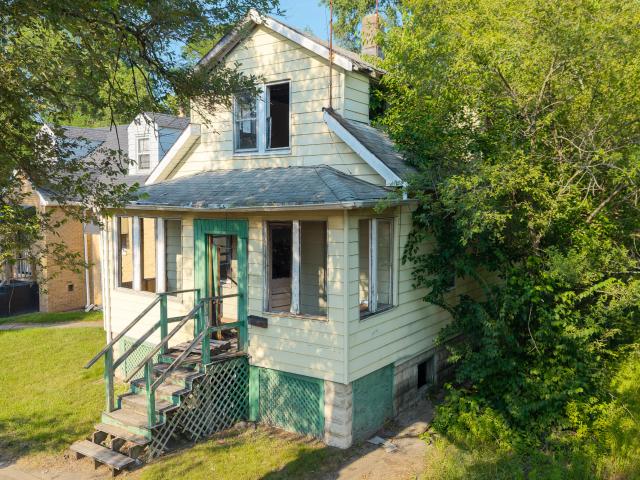3869 Connecticut Street