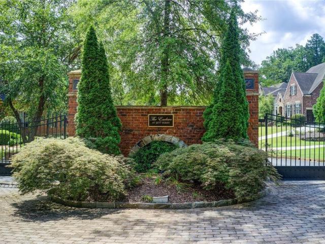 3869 Teesdale Ct, Sandy Springs, GA 30350 | MLS #7697
