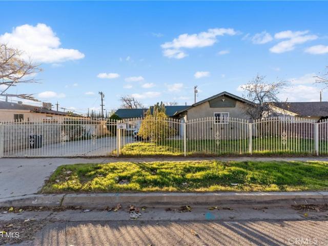 38609 Glenraven Ave, Palmdale, CA 93550 | Compass