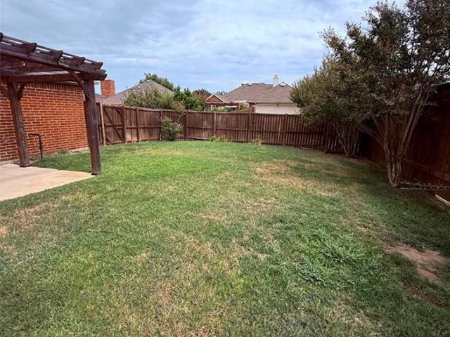 3860 Gillespie Drive