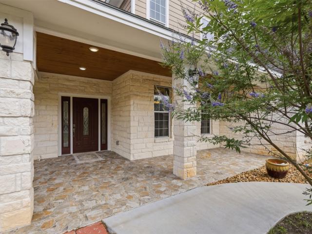 3860 Grapevine Drive