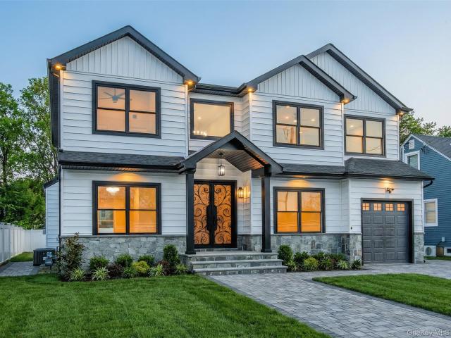 3860 Hudson Ave, Seaford, NY 11783 | MLS #970750 | Compass