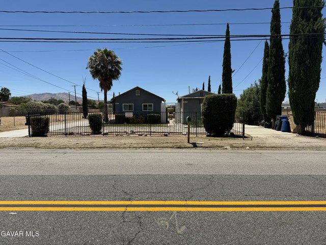 38617 E 9th St, Palmdale, CA 93550