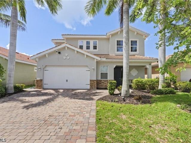 3861 King Williams St, Fort Myers, FL 33916