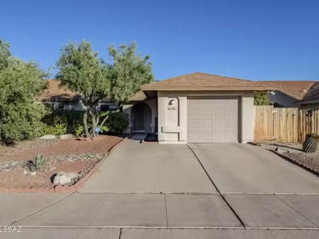 3861 S Havenhurst Dr, Tucson, AZ 85730 MLS 22430025