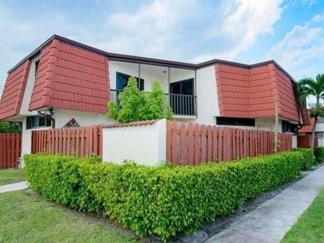 3861 Victoria Dr Unit 3861, West Palm Beach, FL 33406