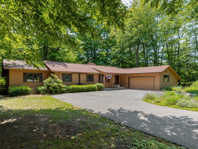 3862 N Trillium Drive