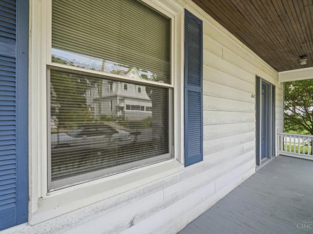 3862 Isabella Avenue