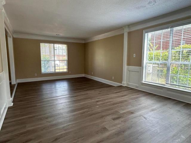 3862 Live Oak Lane